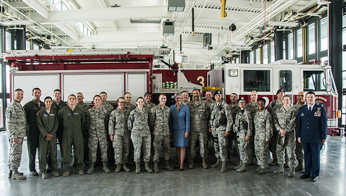 152nd Airlift Wing > Home