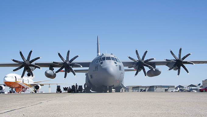 152nd Airlift Wing > Home